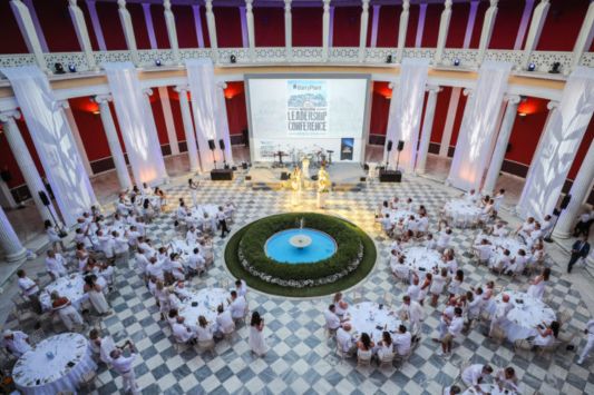 Planning the Perfect Conference or Corporate Event I 212F AU & NZ